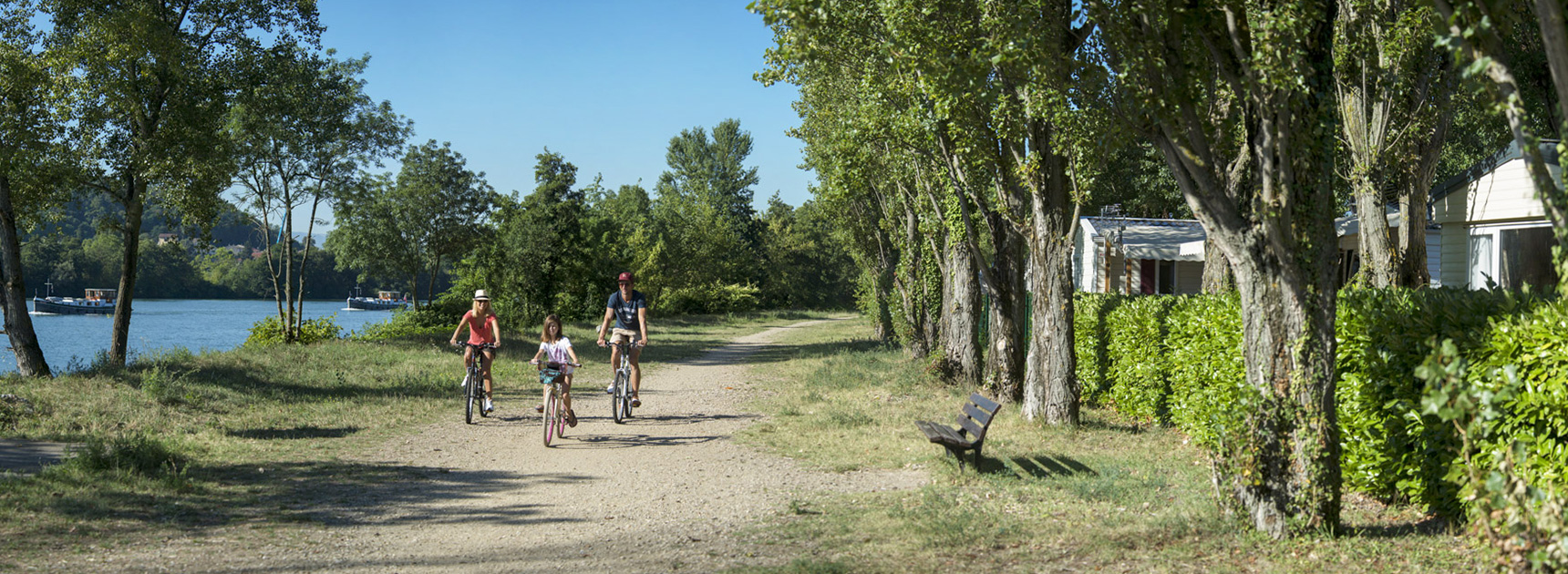 Camping Les Rives de Condrieu, Condrieu - Location de mobil homes | Siblu